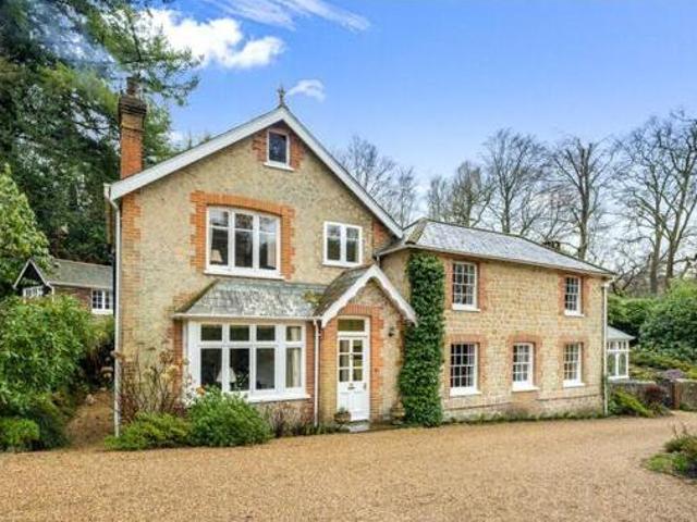 4 Bedroom Detached House For Sale In Headley Down, Hampshire