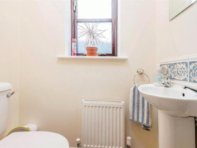 4 bedroom detached house for sale in Heaton Gardens, Paddock, Huddersfield, HD1
