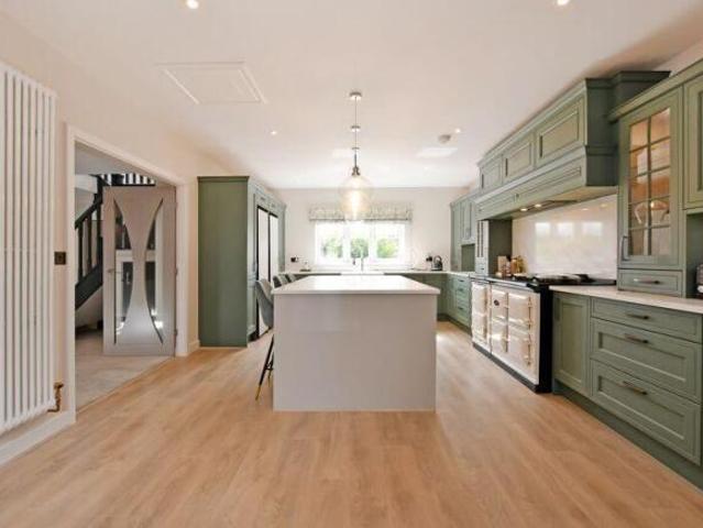 4 bedroom detached house for sale in Heather Cottage, Hollow Meadows, Sheffield, S6