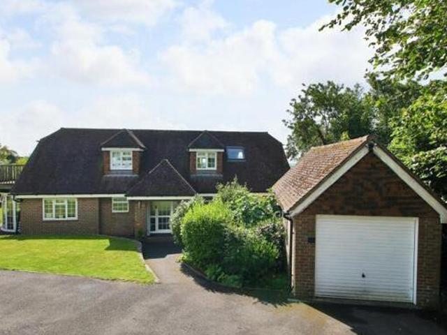 4 Bedroom Detached House For Sale In Heathfield