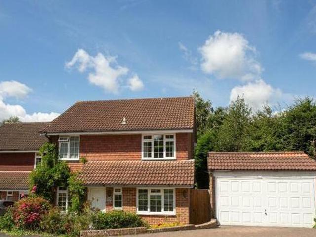 4 Bedroom Detached House For Sale In Heathfield, East Sussex