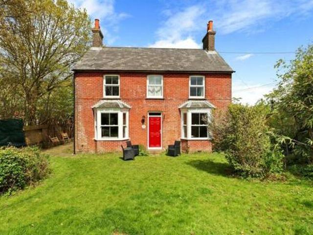 4 Bedroom Detached House For Sale In Hellingly
