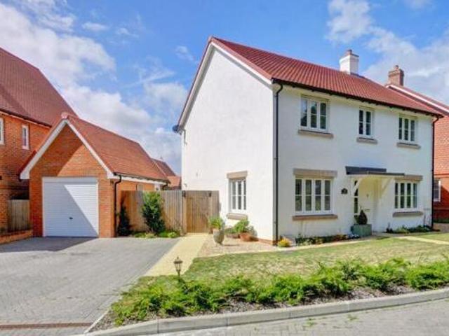 4 Bedroom Detached House For Sale In Hellingly