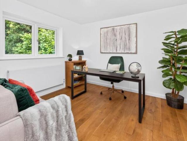 4 bedroom detached house for sale in Hemdean Road, Caversham, RG4