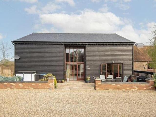 4 Bedroom Detached House For Sale In Hemel Hempstead