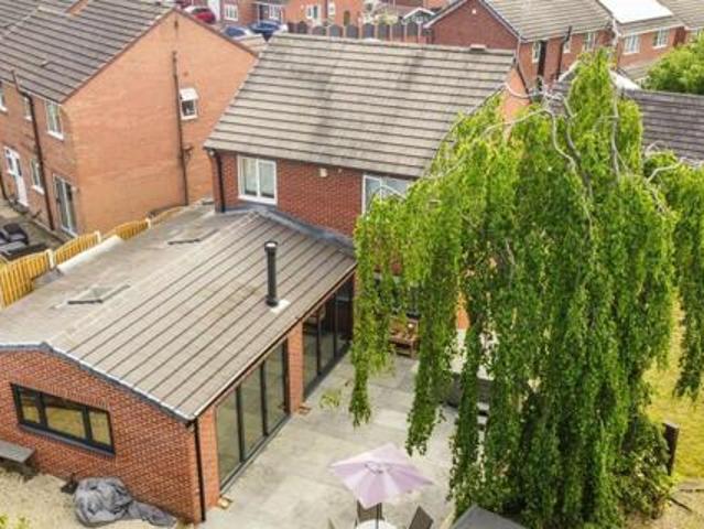 4 Bedroom Detached House For Sale In Hemingfield