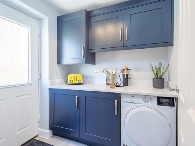 4 bedroom detached house for sale in Henley Gate, Ipswich, IP1