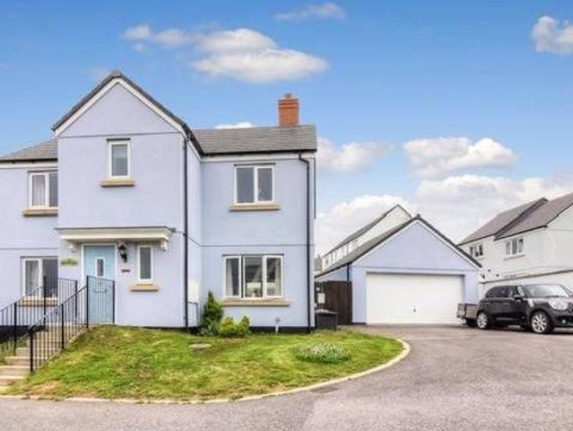 4 bedroom detached house for sale in Henson Court North Tawton EX20