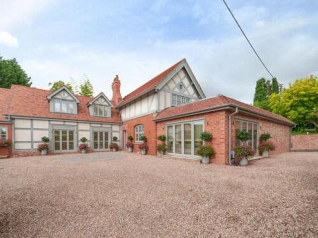 4 Bedroom Detached House For Sale In Hereford