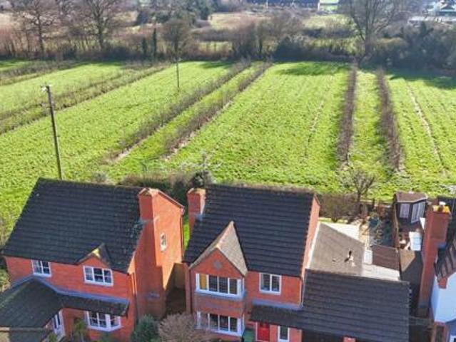 4 Bedroom Detached House For Sale In Herefordshire