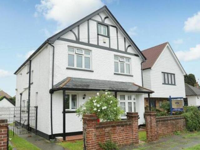 4 Bedroom Detached House For Sale In Herne Bay