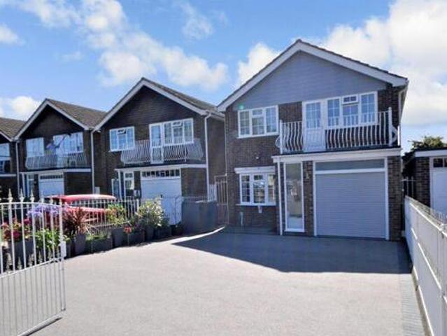 4 Bedroom Detached House For Sale In Herne Bay