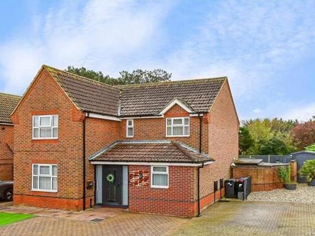 4 Bedroom Detached House For Sale In Herne Bay