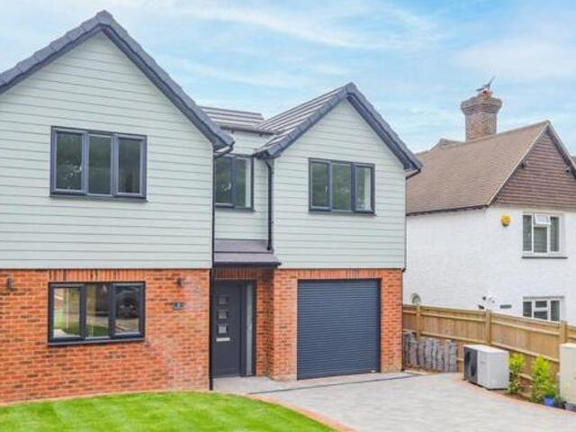 4 Bedroom Detached House For Sale In Herstmonceux