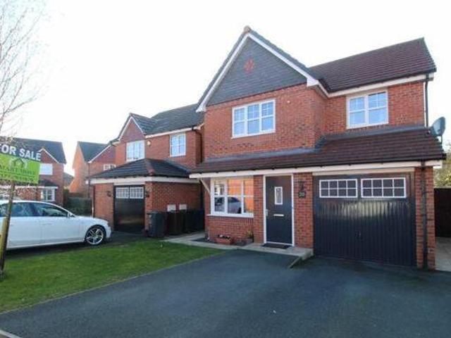 4 Bedroom Detached House For Sale In Hesketh Bank