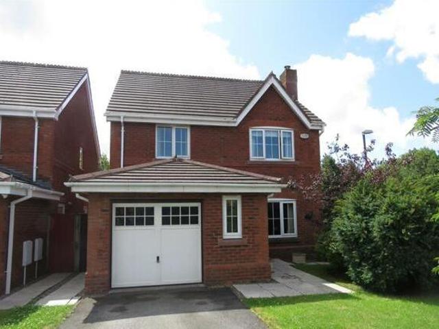 4 Bedroom Detached House For Sale In Hesketh Bank