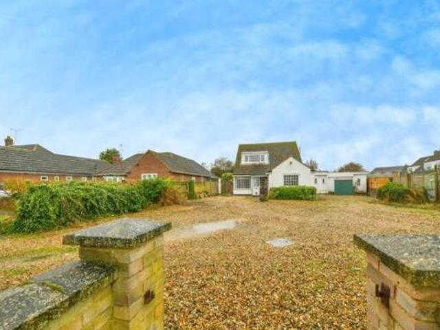 4 Bedroom Detached House For Sale In Hitchin