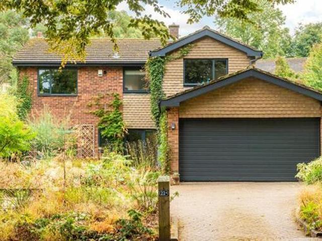 4 Bedroom Detached House For Sale In Hitchin, Hertfordshire