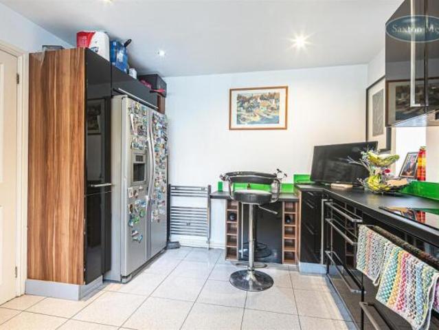 4 bedroom detached house for sale in Hibberd Place, Malin Bridge, Sheffield, S6