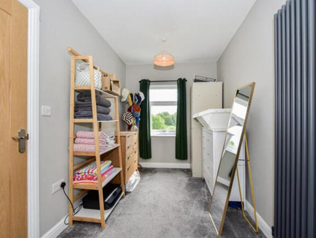 4 bedroom detached house for sale in High Greave, Sheffield, S5