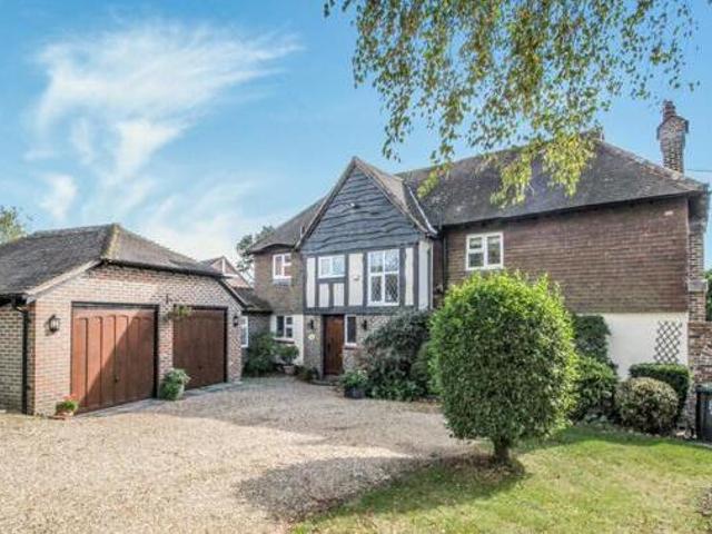 4 Bedroom Detached House For Sale In High Salvington