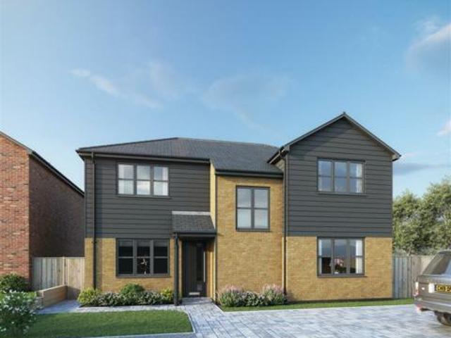 4 Bedroom Detached House For Sale In High Street