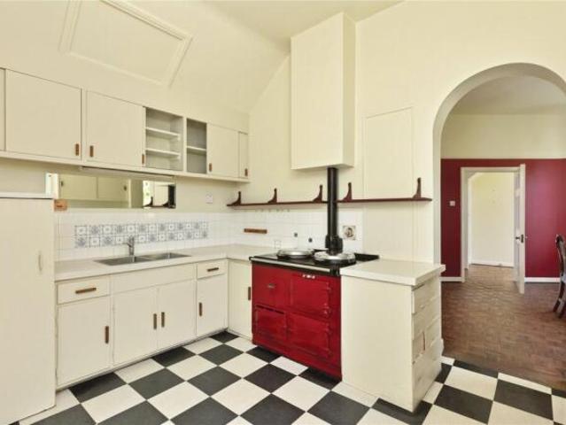 4 bedroom detached house for sale in High Street, Kemsing, Sevenoaks, Kent, TN15