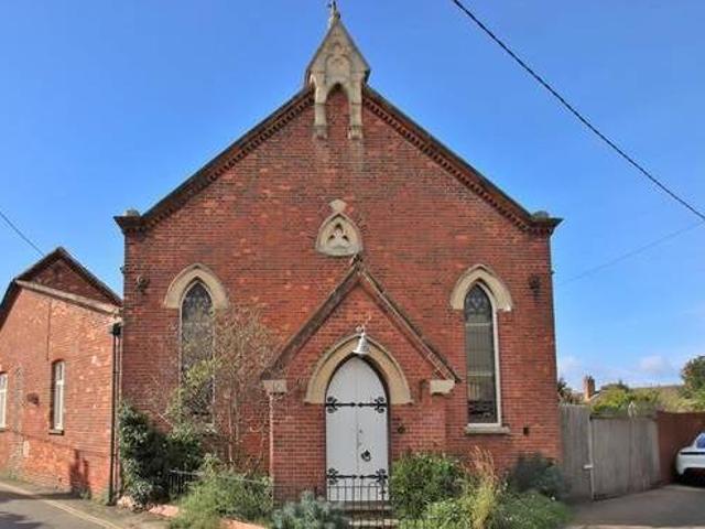 4 bedroom detached house for sale in High Street Heacham PE31