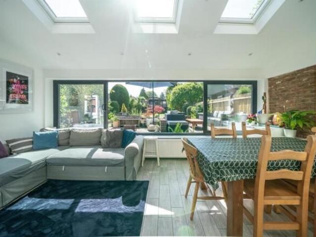 4 bedroom detached house for sale in High Street, Sandridge, St. Albans, AL4