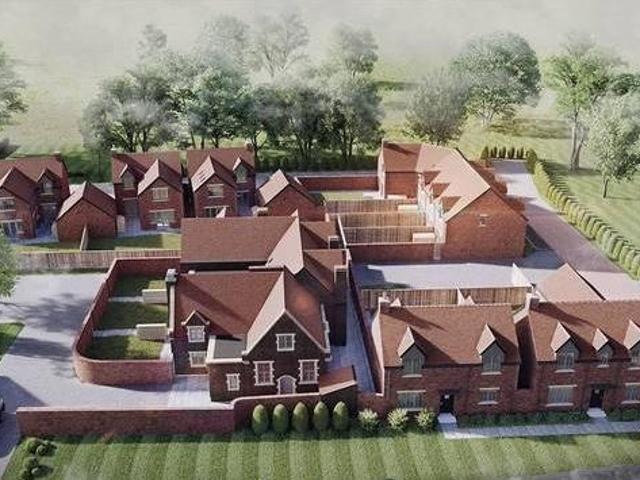 4 bedroom detached house for sale in High Street Polesworth B78