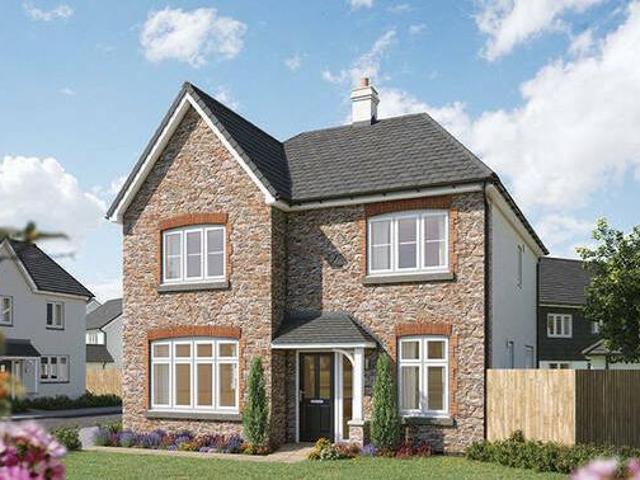 4 bedroom detached house for sale in Higher Trenant Road Egloshayle Wadebridge PL27 6TW PL27