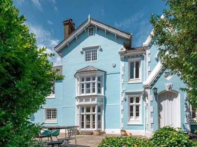 4 Bedroom Detached House For Sale In Highgate, London