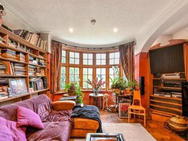 4 Bedroom Detached House For Sale In Highgate, London