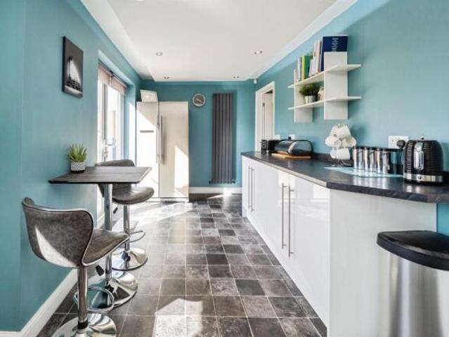 4 bedroom detached house for sale in Highgrove Way, Kingswood, Hull, HU7
