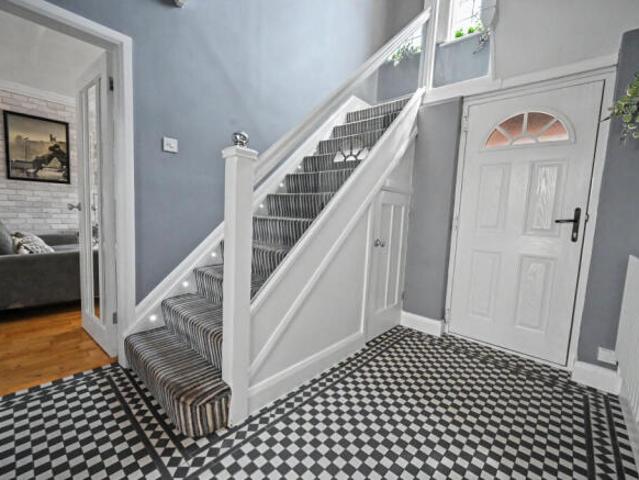 4 bedroom detached house for sale in Highlands Road, Finchfield, Wolverhampton, WV3