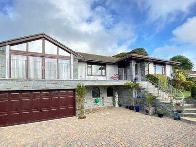 4 bedroom detached house for sale in Hillside Road St Austell Cornwall PL25