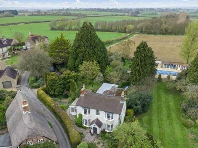 4 Bedroom Detached House For Sale In Hinton St. Mary