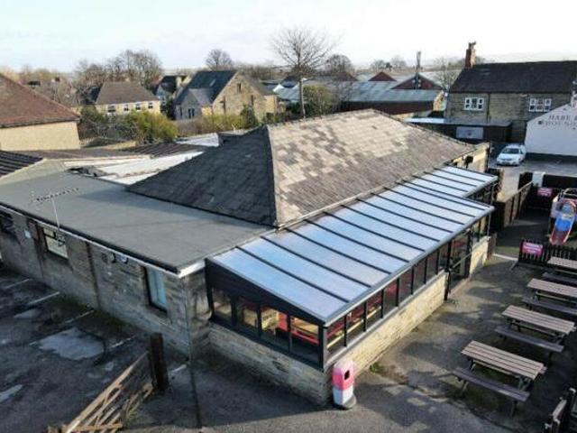 4 Bedroom Detached House For Sale In Hipperholme