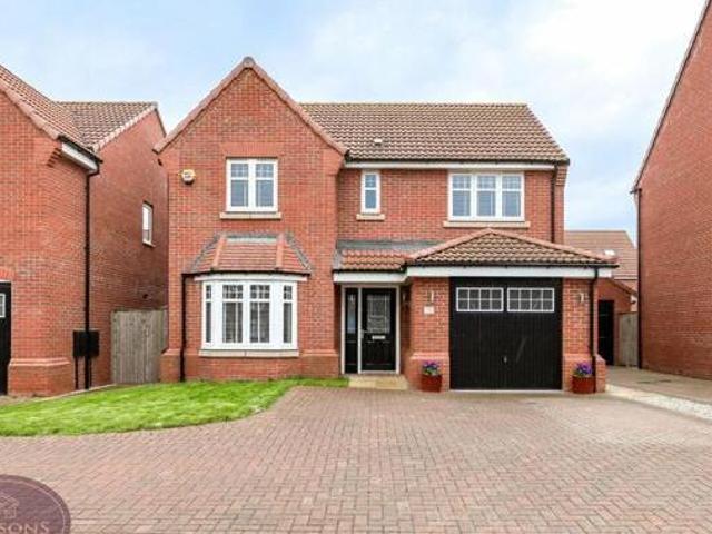 4 Bedroom Detached House For Sale In Hucknall, Nottingham
