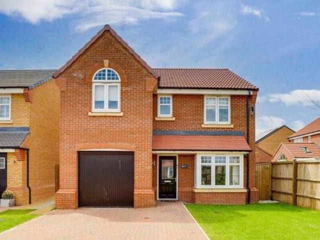 4 Bedroom Detached House For Sale In Hucknall, Nottinghamshire