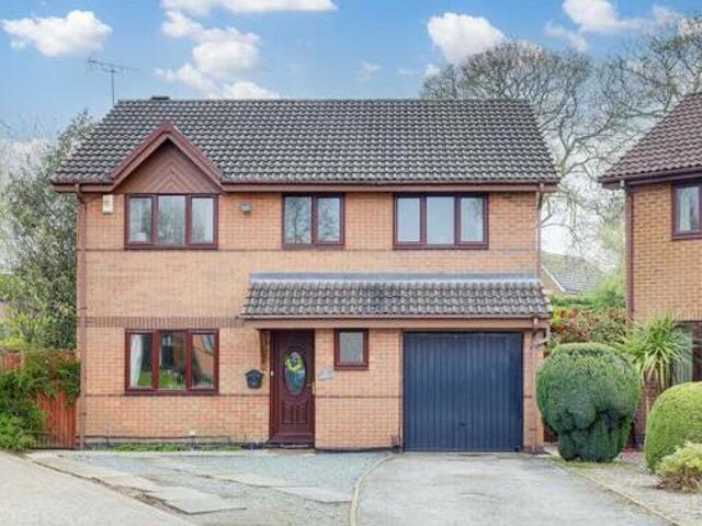 4 Bedroom Detached House For Sale In Hucknall, Nottinghamshire