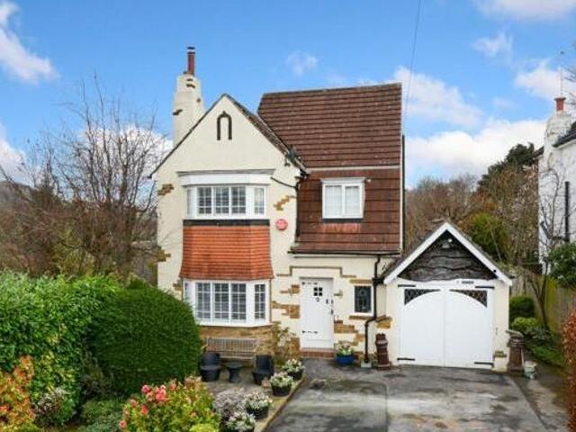 4 Bedroom Detached House For Sale In Huddersfield