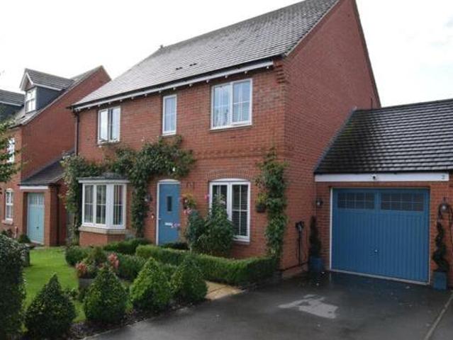 4 Bedroom Detached House For Sale In Hugglescote
