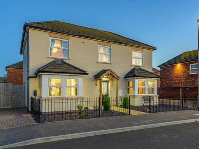 4 bedroom detached house for sale in Hunters Meadow Burgh Le Marsh Skegness PE24