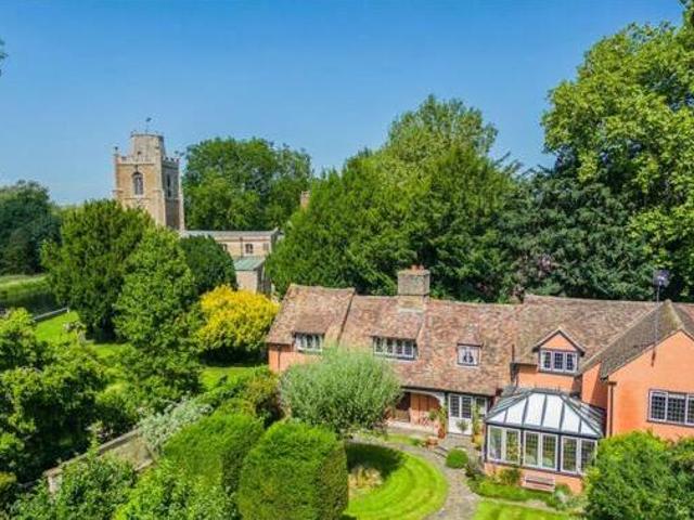 4 Bedroom Detached House For Sale In Huntingdon, Cambridgeshire