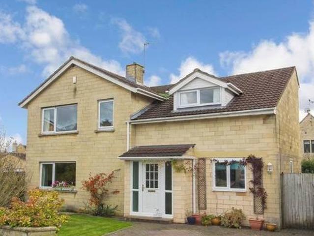 4 bedroom detached house for sale in Huntingdon Rise Bradford on Avon Wiltshire BA15