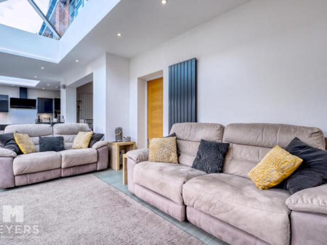 4 bedroom detached house for sale in Hursley Close, Bournemouth, BH7 6, BH7