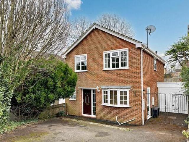4 Bedroom Detached House For Sale In Hythe