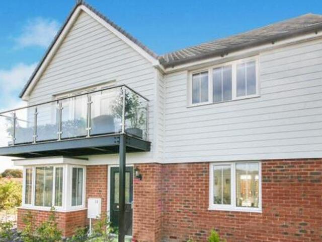 4 Bedroom Detached House For Sale In Hythe