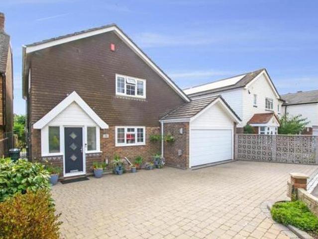4 Bedroom Detached House For Sale In Hythe